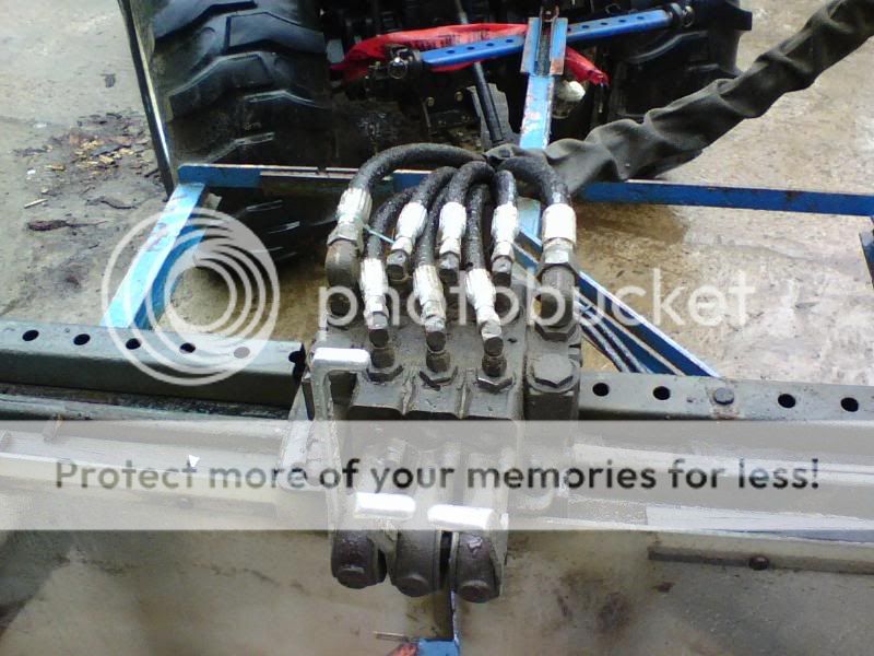 Tow behind hydraulic grader - TractorByNet