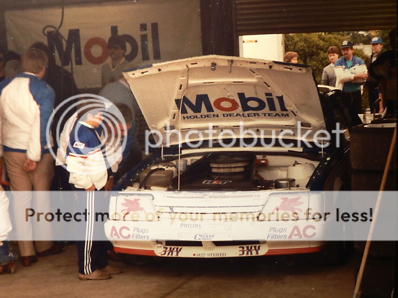 group c group a engine bays pics - bertiestreet.com