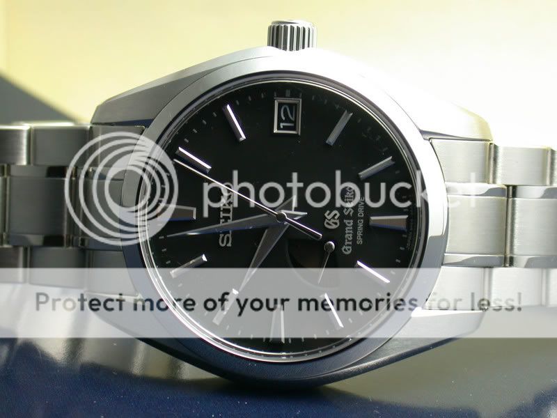 A bit busy. | WatchUSeek Watch Forums